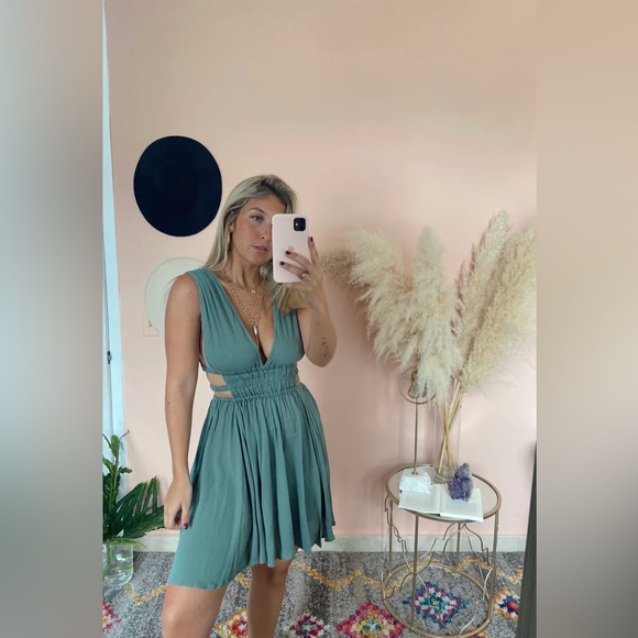 Windsor | Dresses | Windsor Rose Pink Cut Out Flare Mini Dress Nwt ...